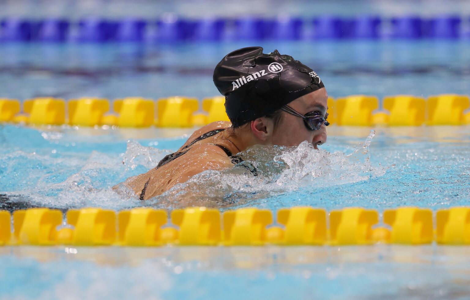 Tess Routliffe explores the world through Para swimming - Canadian ...