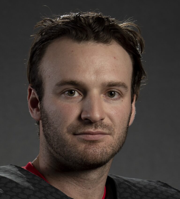 Para ice hockey - Canadian Paralympic Committee